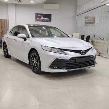 Toyota Camry XV80 Generation Price in UAE, Pictures, Reviews & Specs ...