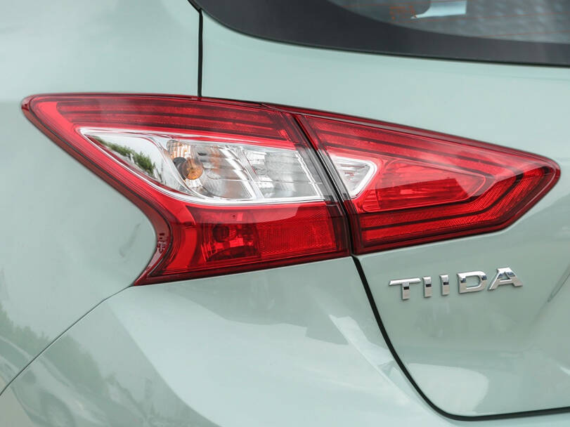 Nissan Tiida Price in UAE - Pictures, Reviews & Specs | ArabWheels